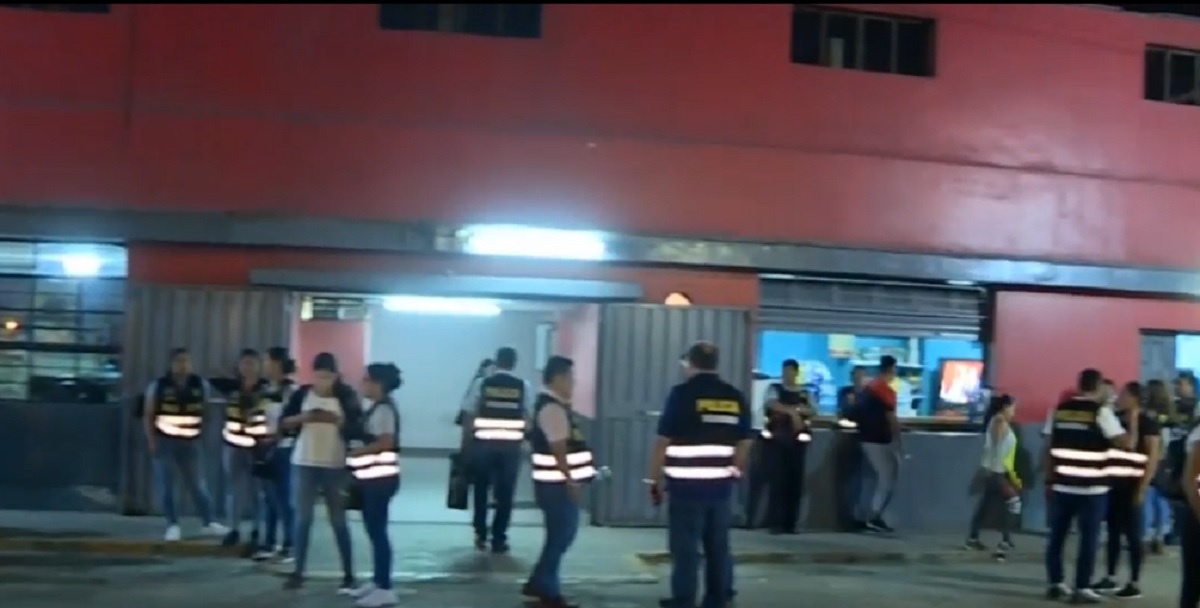 Callao Clausuran Prostíbulo ‘el Botecito Prostibulo Callao El