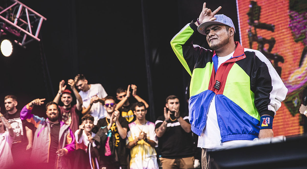 Mexicano Aczino es el 1r Campeón de la FMS Internacional | El Popular