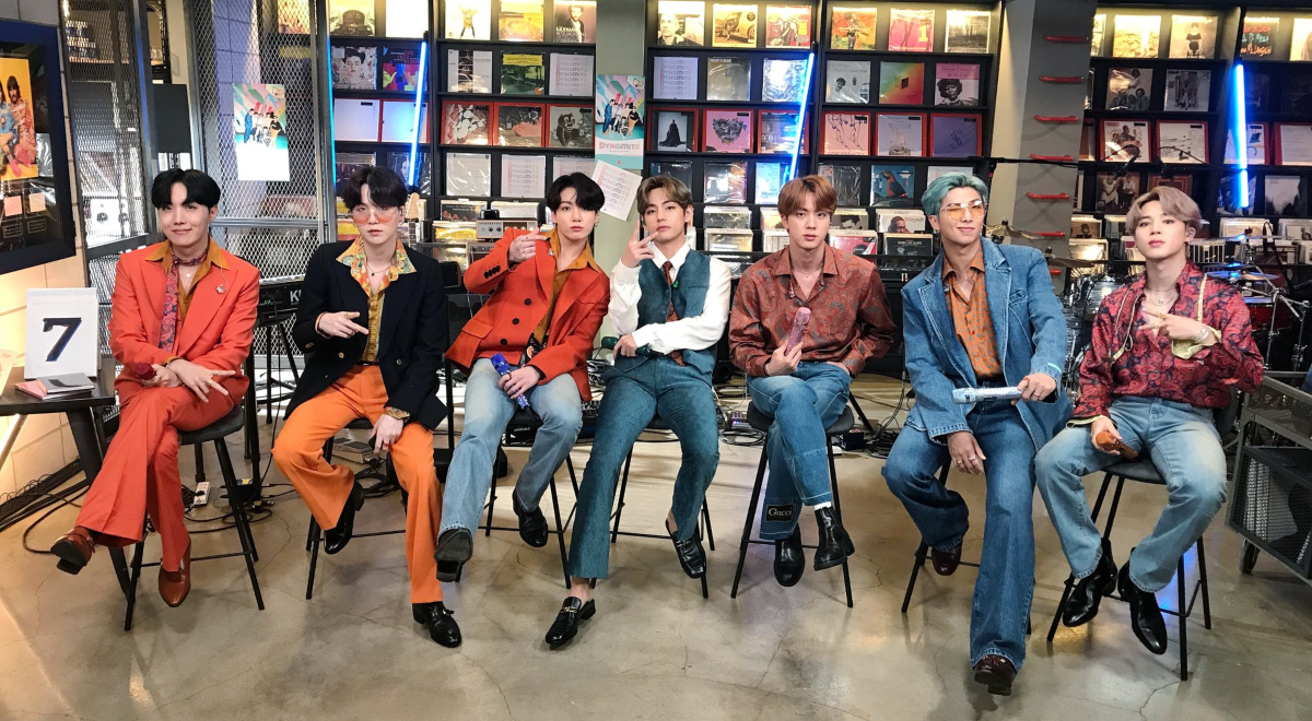 BTS se presenta en concierto acústico online para la National Public ...