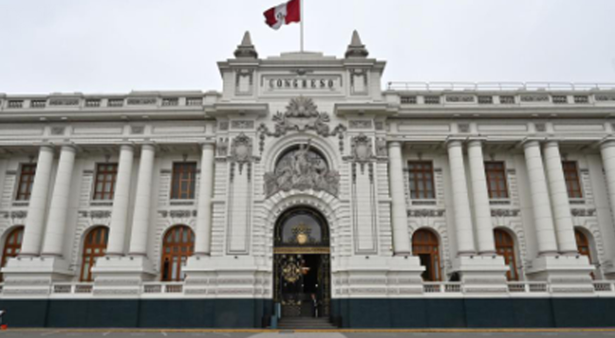 Congreso Postergó Debate De Proyecto Que Contempla Ampliar Permisos A