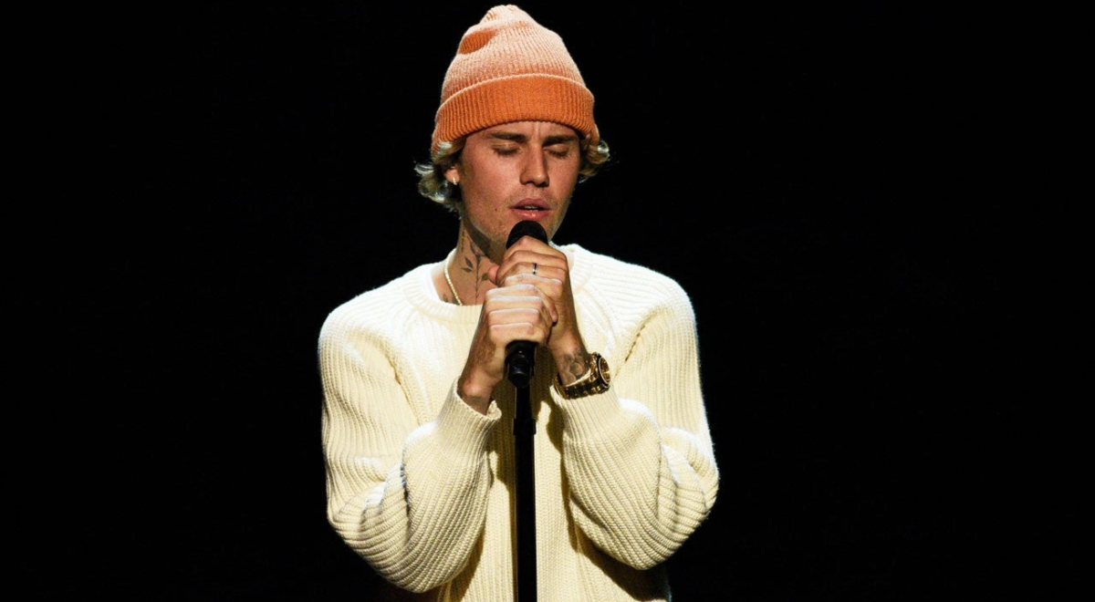 Justin Bieber Facebook anuncia que dará un concierto online por Año ...