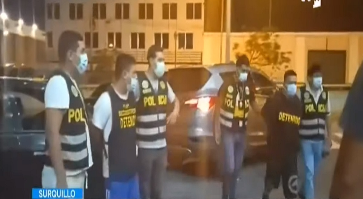 Surquillo: Policía captura a tres delincuentes que asaltaban en la ...