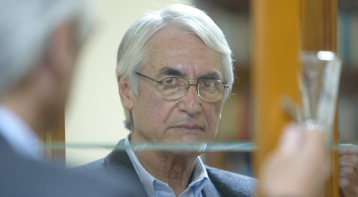 Héctor Bejar: Bancadas políticas presentaron moción de interpelación en ...