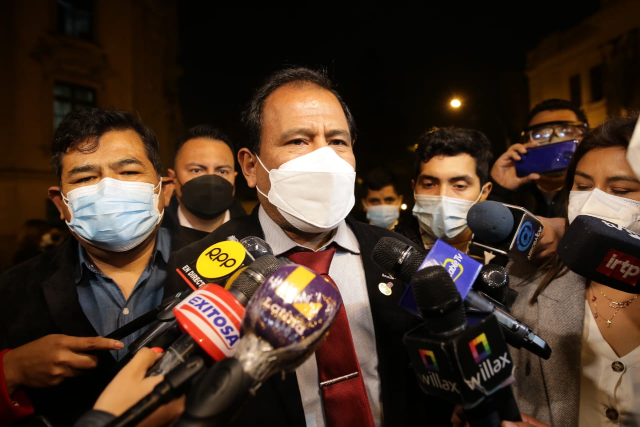 Edgar Tello: "Perú Libre no le dará el voto de confianza a Mirtha ...