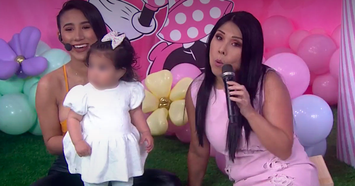 Samahara Lobatón presenta en sociedad EN VIVO a Baby Xianna, En boca de ...
