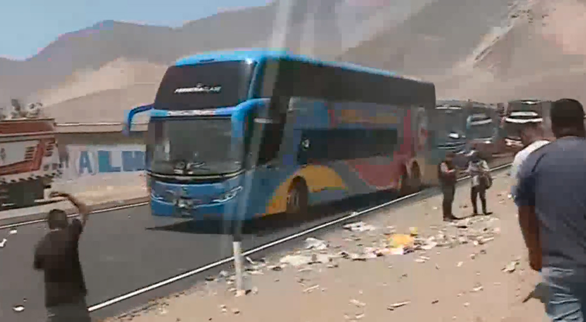 Paro de transportistas 2022: PNP desbloquea vía de la Panamericana ...