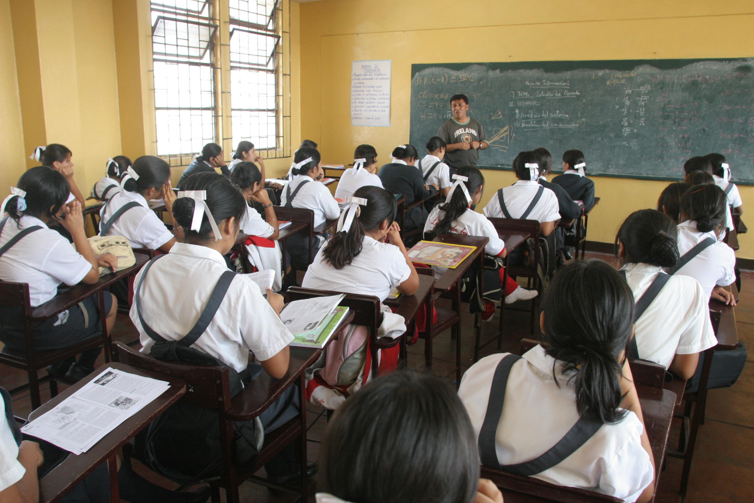 Violencia escolar: Conoce los pasos para realizar un reporte de ...