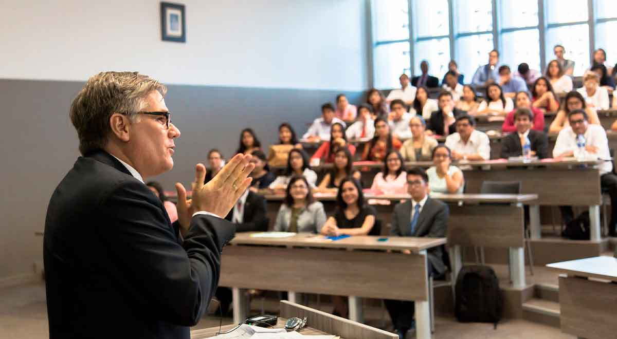 ¿Cuánto gana un catedrático en Perú y qué debo estudiar para ser uno ...