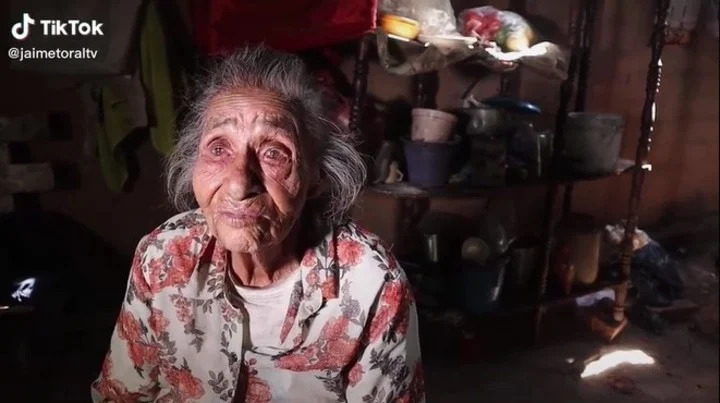 Tiktok Foto Viral México La Abuelita De 97 Años Tuvo 16 Hijos Ninguno Se Ha Preocupado Por