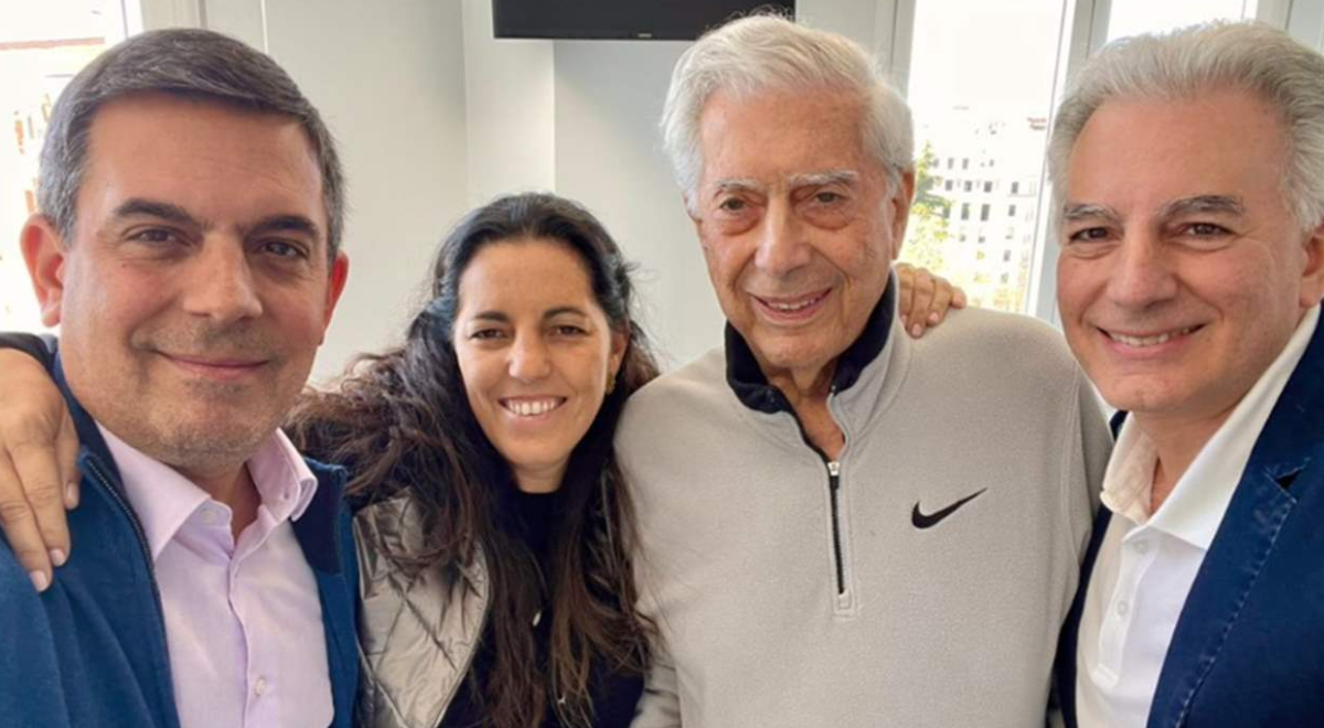 Mario Vargas Llosa El Apoyo Incondicional De Sus Tres Hijos Álvaro Morgana Y Gonzalo Tras 