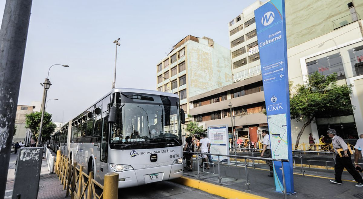 Toma de Lima, Cierran preventivamente las estaciones Colmena, Jirón de ...