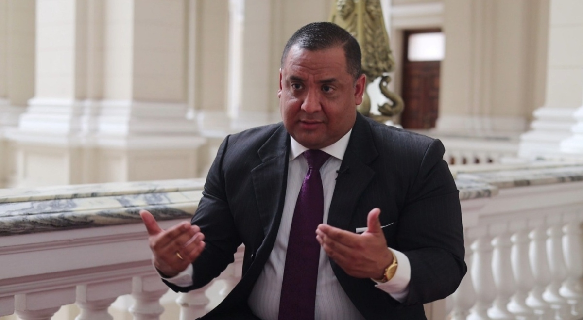 El juez Especializado Penal Unipersonal de Ventanilla, Daniel Cerna ...