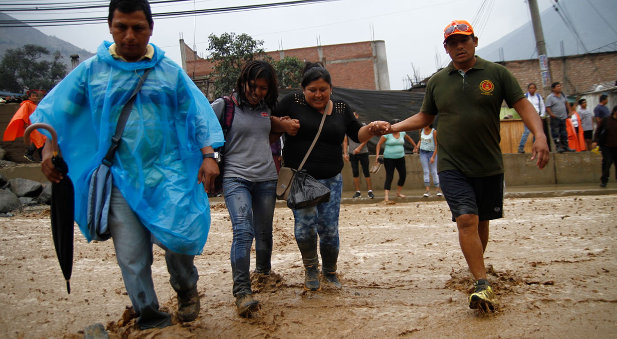 Ciclón Yaku: Advierten que Lima soportará torrenciales lluvias de 5 ...