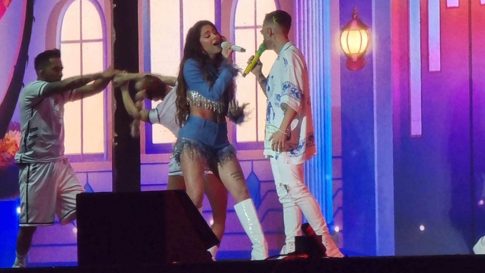 Greeicy, Mike Bahía, rompe en llanto durante entrevista, problemas con ...