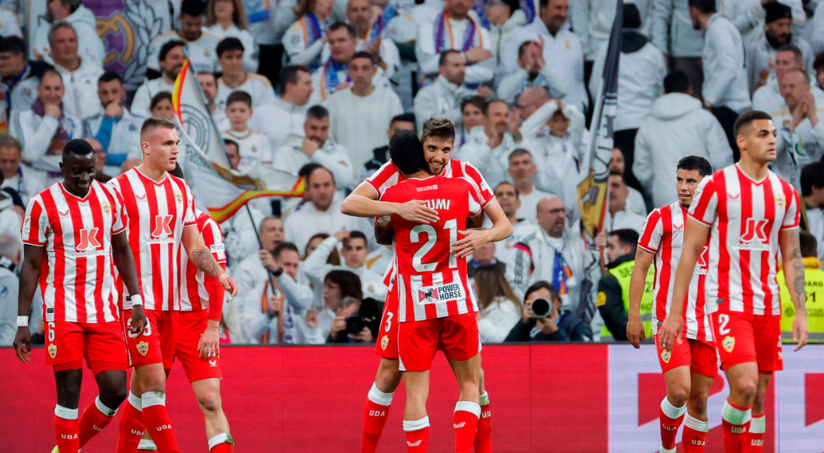 Real Madrid vs Almería | Golazo de Edgar González para el 2-0 por ...