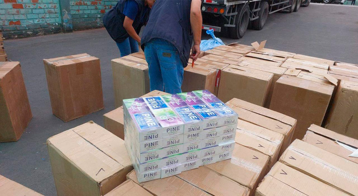 Incautan más de 3 millones de soles en cigarros y ropa 'bamba' | Estafa ...