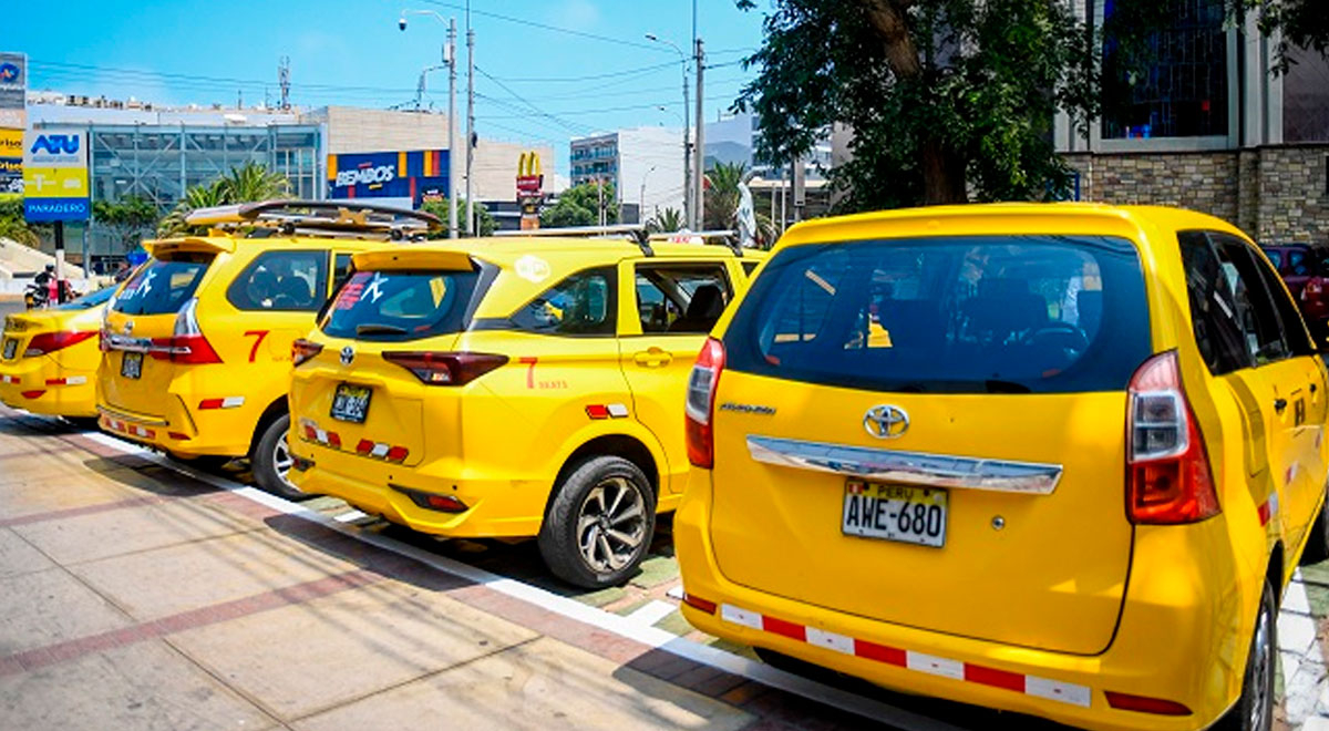 ¿Cuánto cuesta pintar tu auto de amarillo para brindar servicio de taxi ...