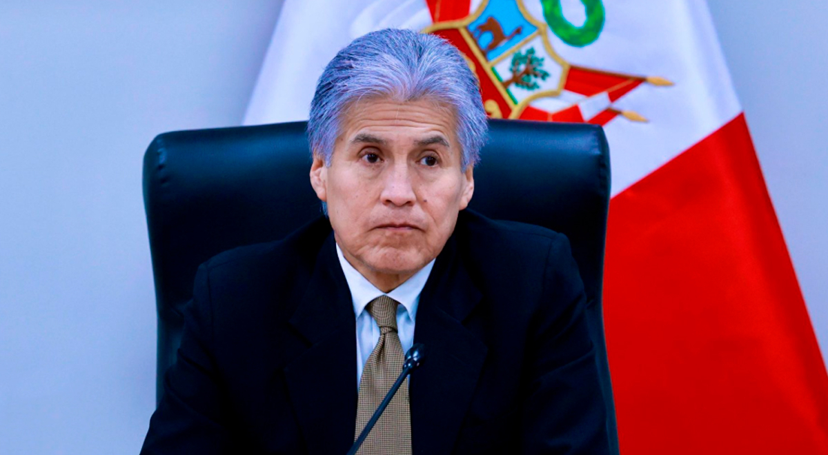 ¿Quién es Alfredo Azurin, el único congresista que votó en contra de la ...