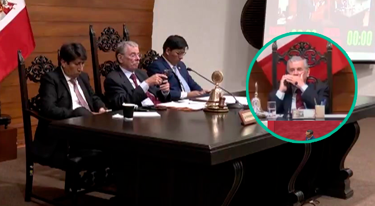 Fernando Rospigliosi SE OLVIDA el MICRÓFONO ABIERTO en plena votación ...